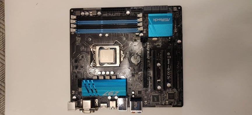 ASRock Z97M Pro4 (LGA 1150, Crossfire) matična plošča