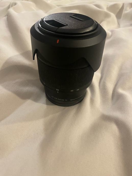 Objektiv Sony FE 28-70 mm F3,5–5,6 OSS