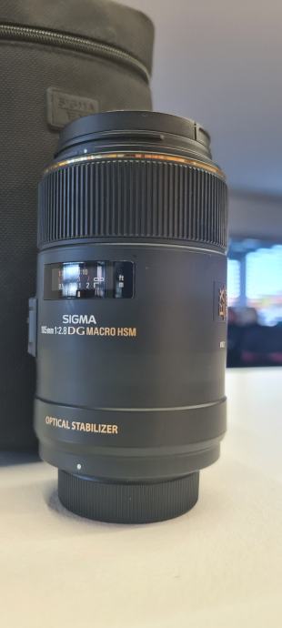 Sigma 105mm F2.8 EX DG OS HSM Macro