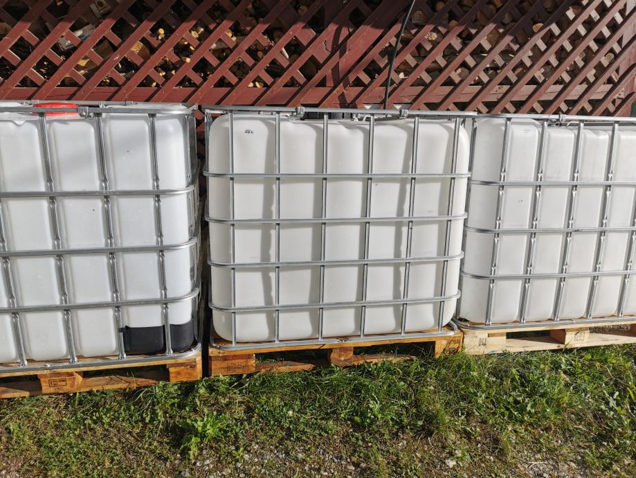 Plastične cisterne za vodo - IBC, 1000 L, rezervoar za vodo