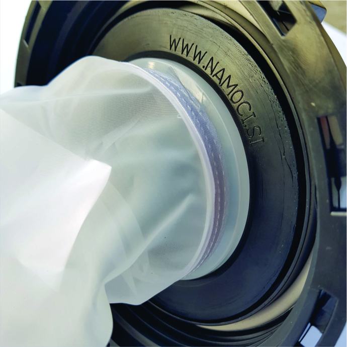 Pokrov s tesnilom in filtrom za IBC cisterno. Za cev 50,75mm in 110mm.