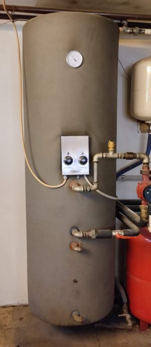 Bojler (zalogovnik) Stroj 300 L (inox)