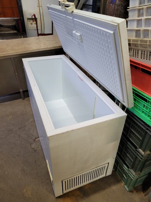 lth hladilna skrinja 450 l