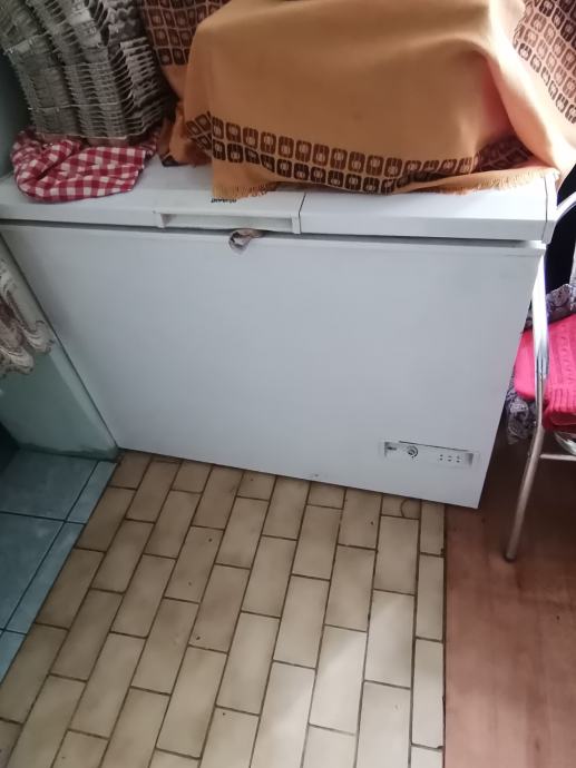 Zamrzovalna skrinja