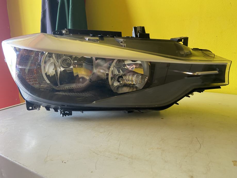 BMW F30 žarometi HALOGEN
