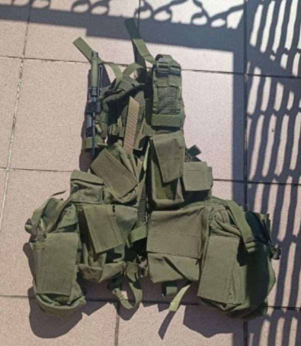 chest rig (south african assault vest)