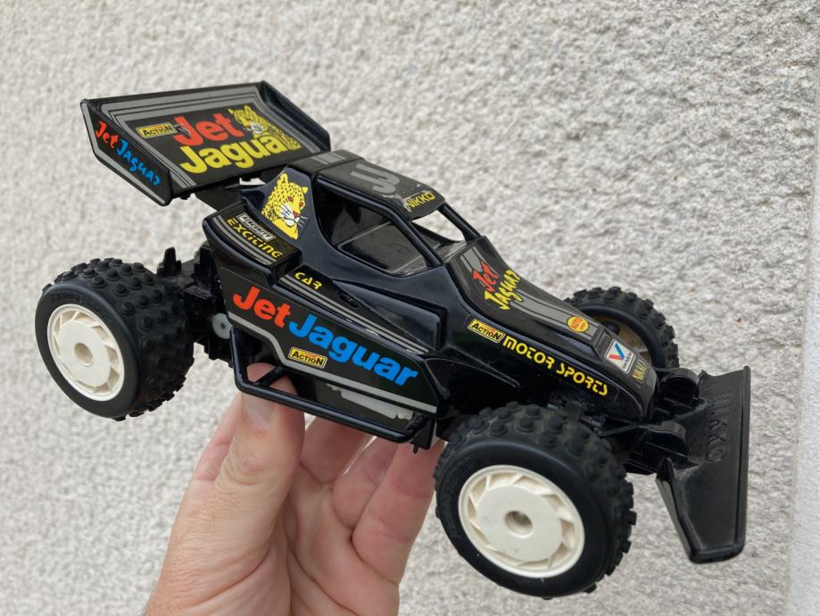 Avto na daljinsko vodenje NIKKO Jet Jaguar - Made in Singapore