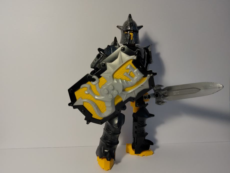 Bionicle, lego vitezi, Gormiti in razne figure