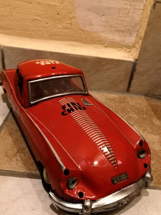 Kovinski avtomobil JAGUAR MR 627 Fire chief,gasilsko vozilo, pločevina