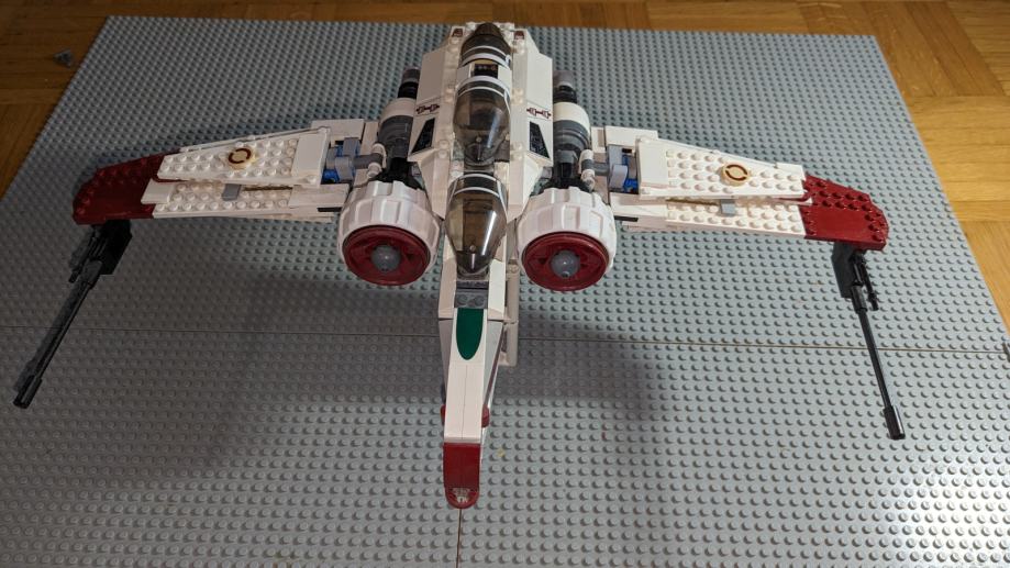 LEGO Star Wars: ARC-170 Starfighter (8088)