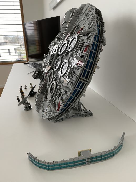 Lego UCS Millennium Falcon 75192 - 7541 kock