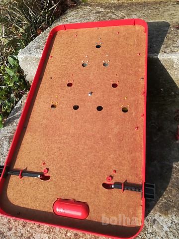 starejši fliper,stara igrača,igra