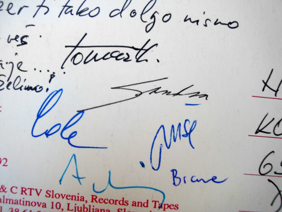 1X BAND kartica s posvetilom in podpisi vseh članov skupine, 1993