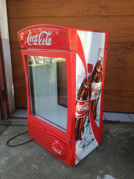Coca Cola hladilnik