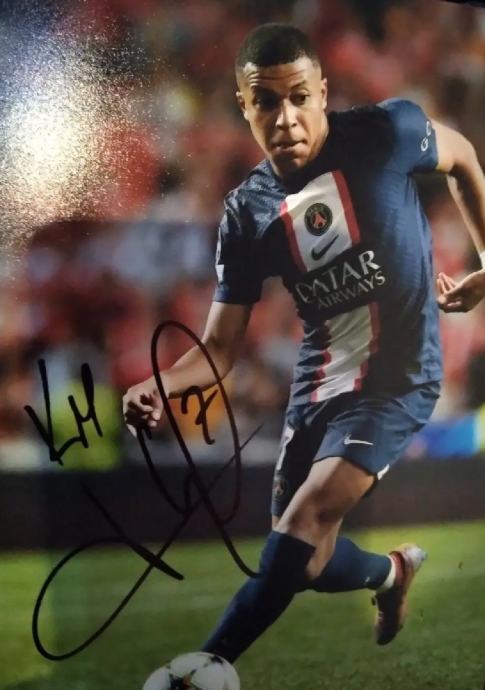 KLYAN MBAPPE ORIGINAL PODPIS