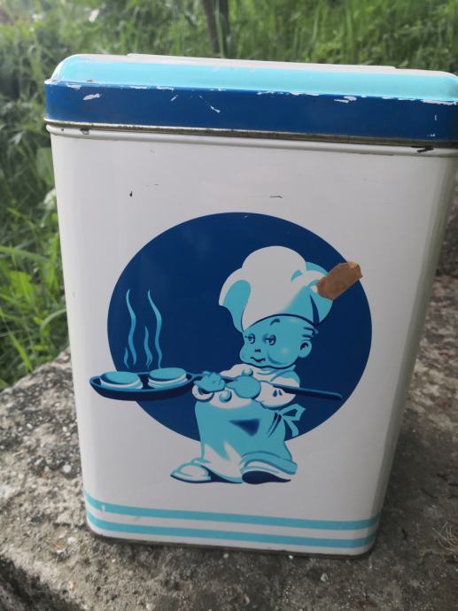 Kovinska škatla kuharček,večja škatla kuharčka,