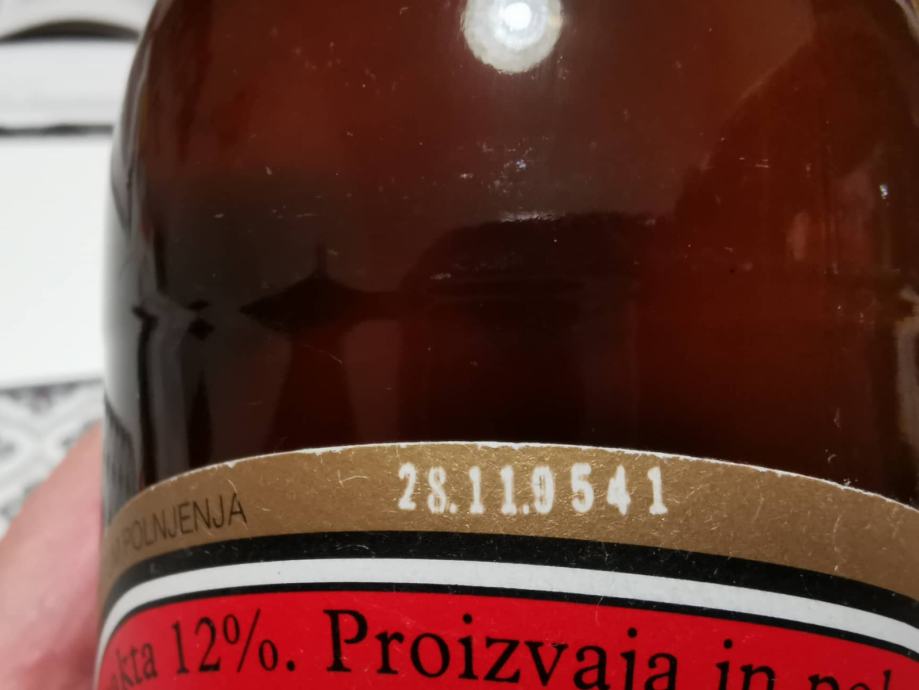 steklenica UNION PIVO, datum polnjenja 1995