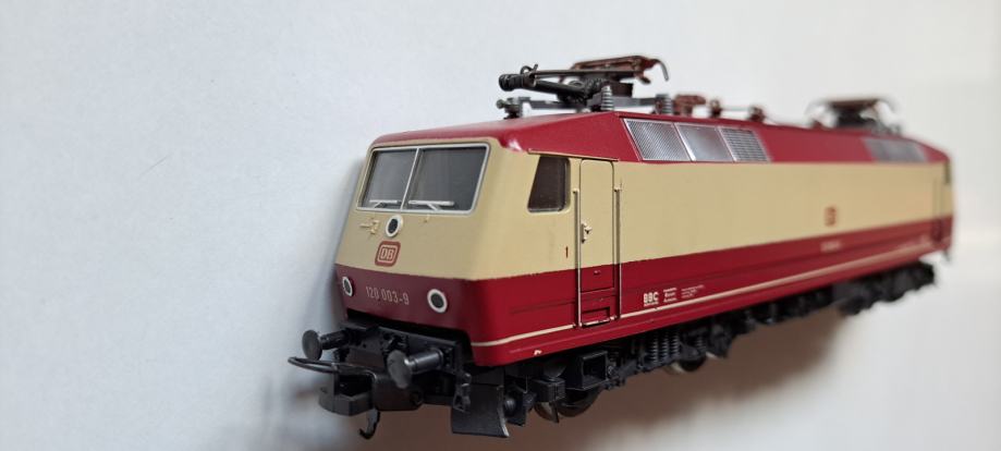 1:87 HO merilo LIMA DB 120 003 9 električna lokomotiva