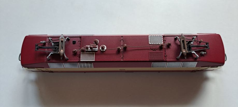 1:87 HO merilo LIMA DB 120 003 9 električna lokomotiva