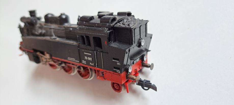 1:87 HO merilo PIKO BR 75 parna lokomotiva
