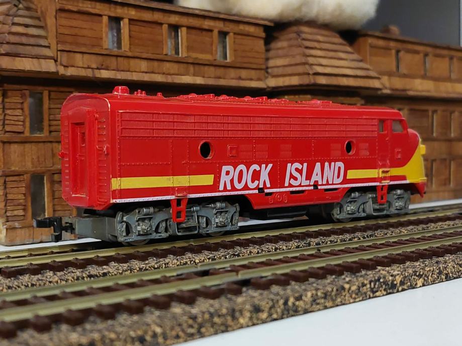 Athearn in Mehano dizelski lokomotivi EMD F7 Rock Island / Monon