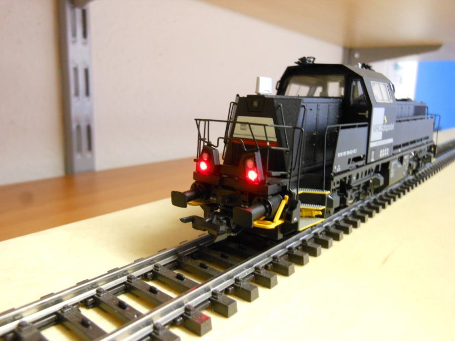 ESU model dizel lokomotive Voitha Gravita BR 261 MRCE merilo 1:87 (H0)