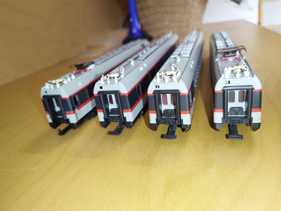 H0 Lima DC elektromotorna garnitura DB BR 403