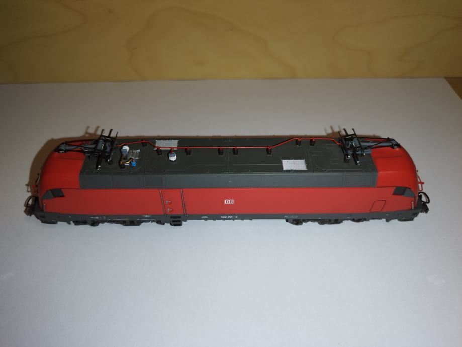 Lokomotiva PIKO DB 182 001