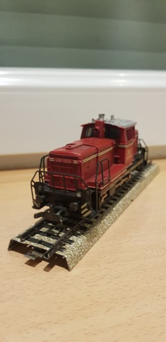 MÄRKLIN 3064 dizelska lokomotiva DB BR V60 1009