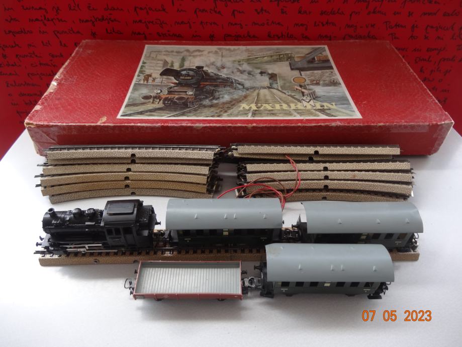 MODEL VLAKA MÄRKLIN garnitura vlaka CM 827 / 3 v originalni škatli