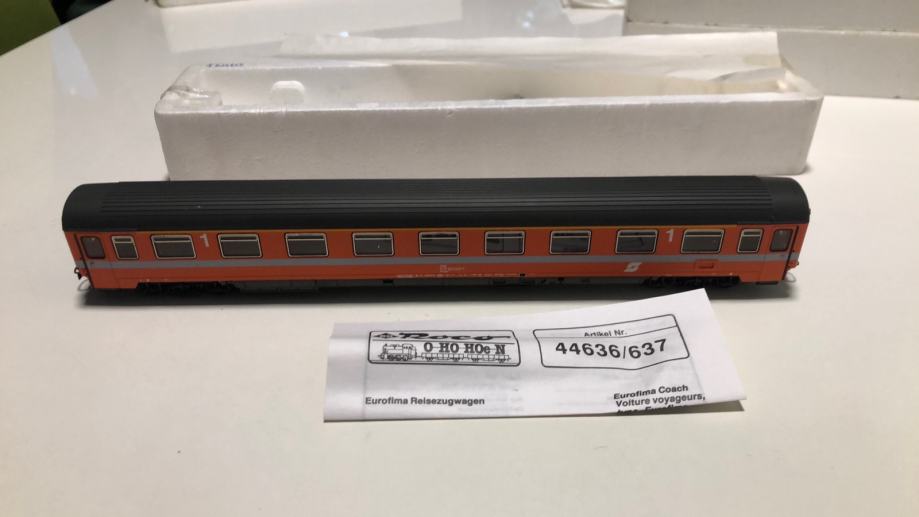 Roco 44636/637 potniski vagon OBB 1 razred