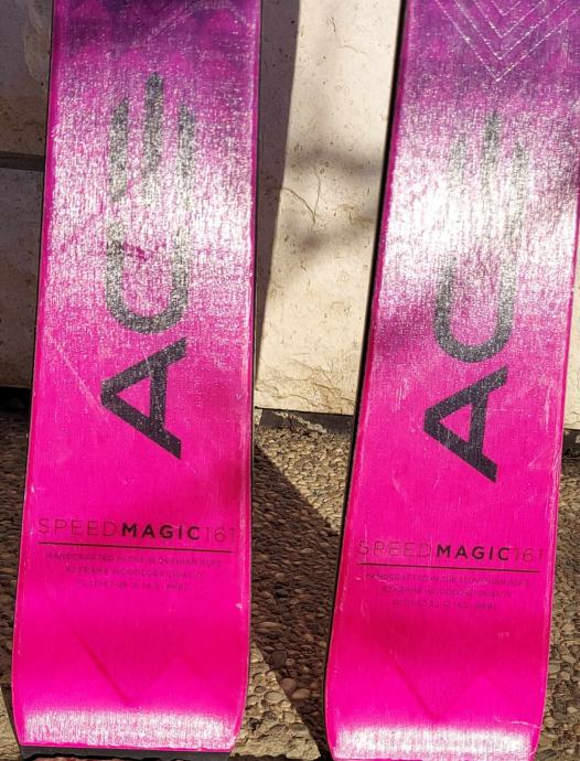 PRODAM ŽENSKE SMUČI ELAN ACE SPEED MAGIC