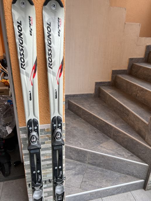 Smuci Rossignol 162 cm