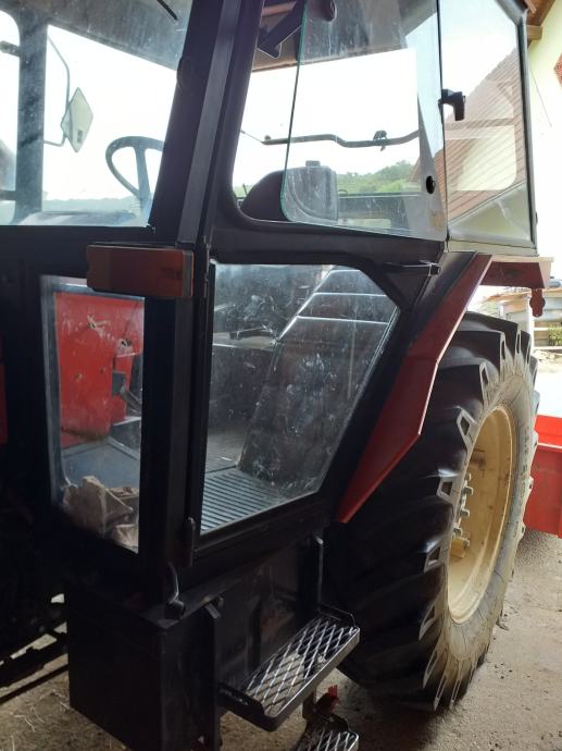 Prodamo traktor zetor 4340