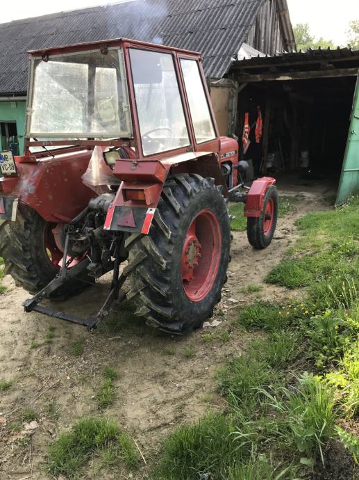 Traktor Zetor 4011