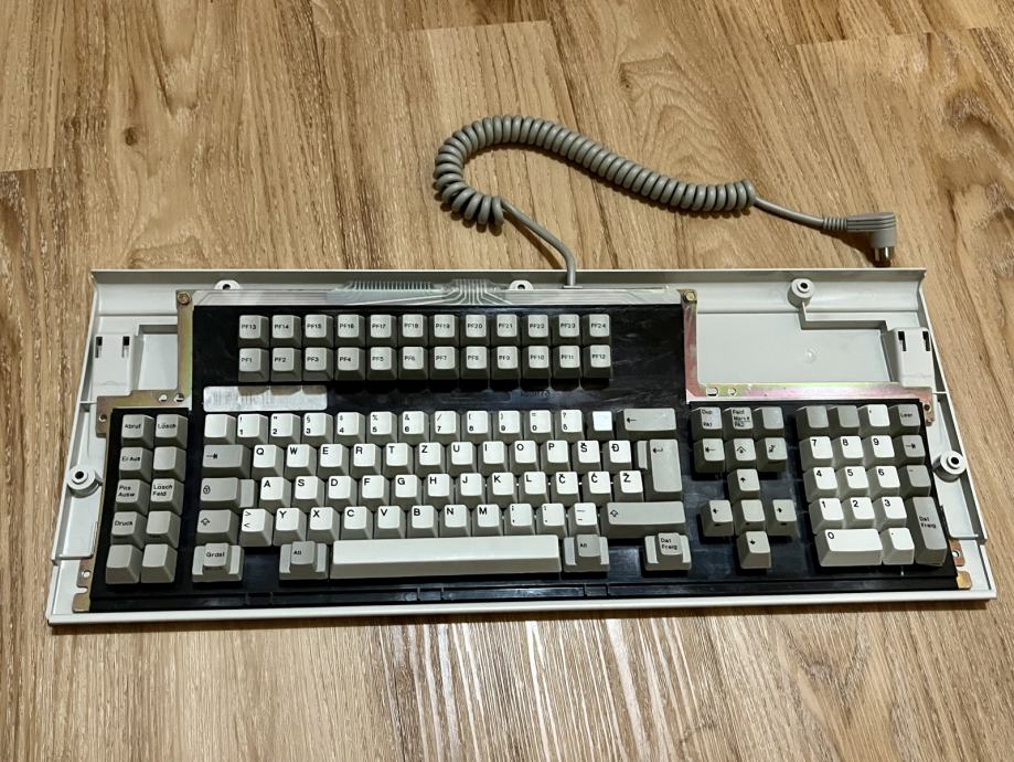 IBM Model M 122-tipk (Battleship)