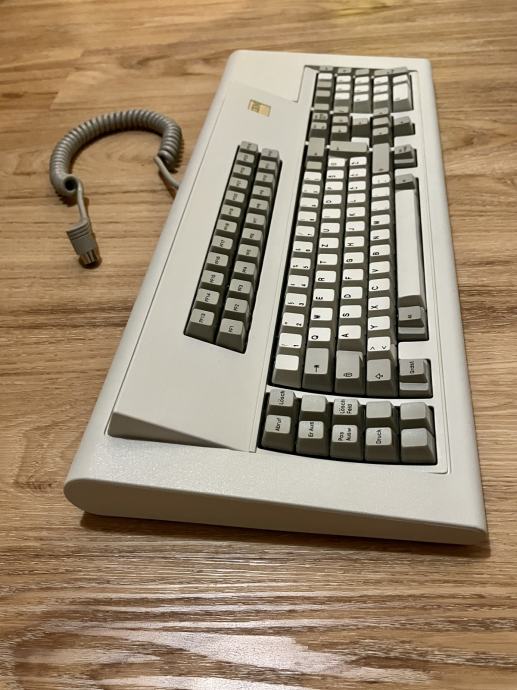 IBM Model M 122-tipk (Battleship)