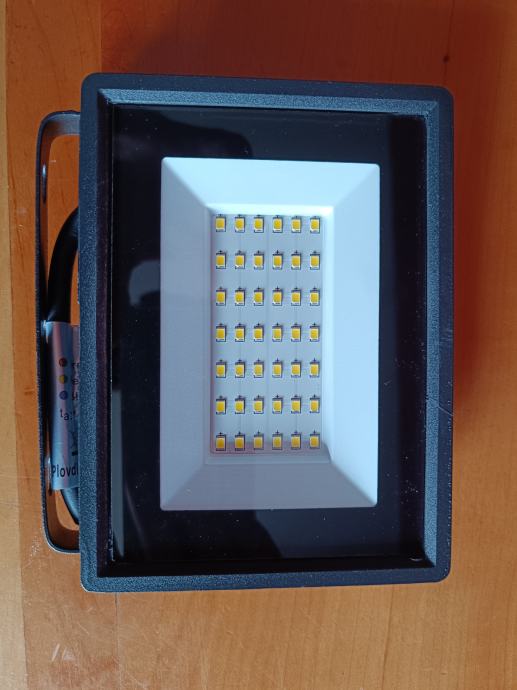 LED REFLEKTOR 30W