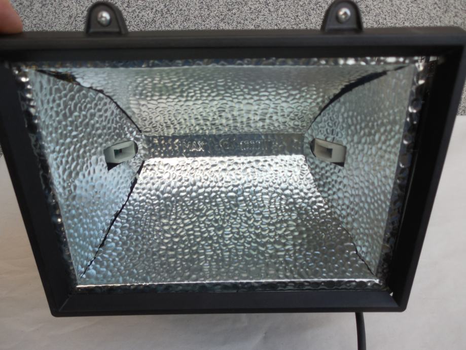 PRODAM NOV NERABLJEN REFLEKTOR 1000 W