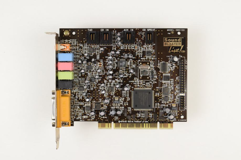 Zvočna kartica Sound blaster Live (model SB0100)