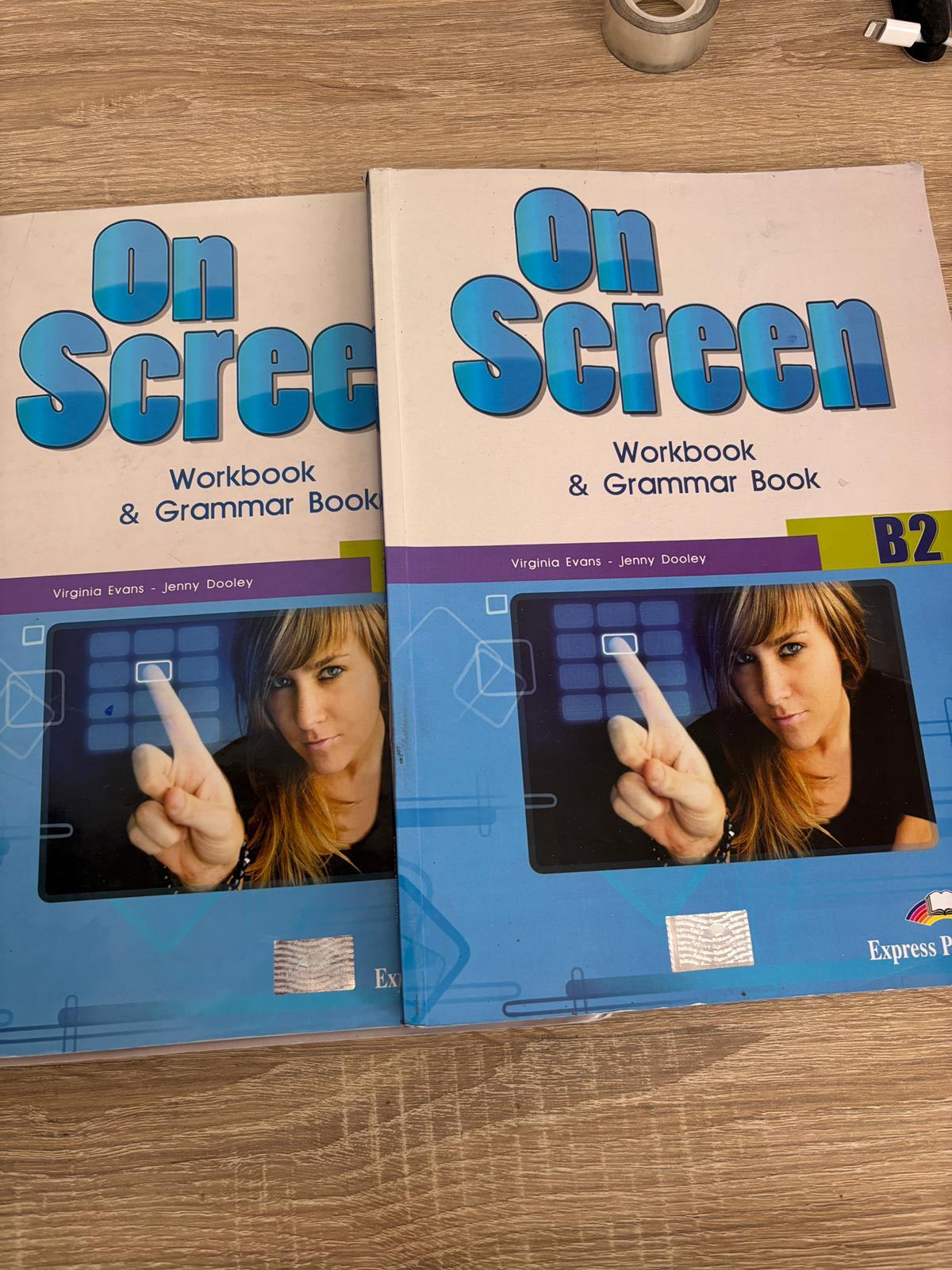 On screen B2, workbook (delovni zvezek)