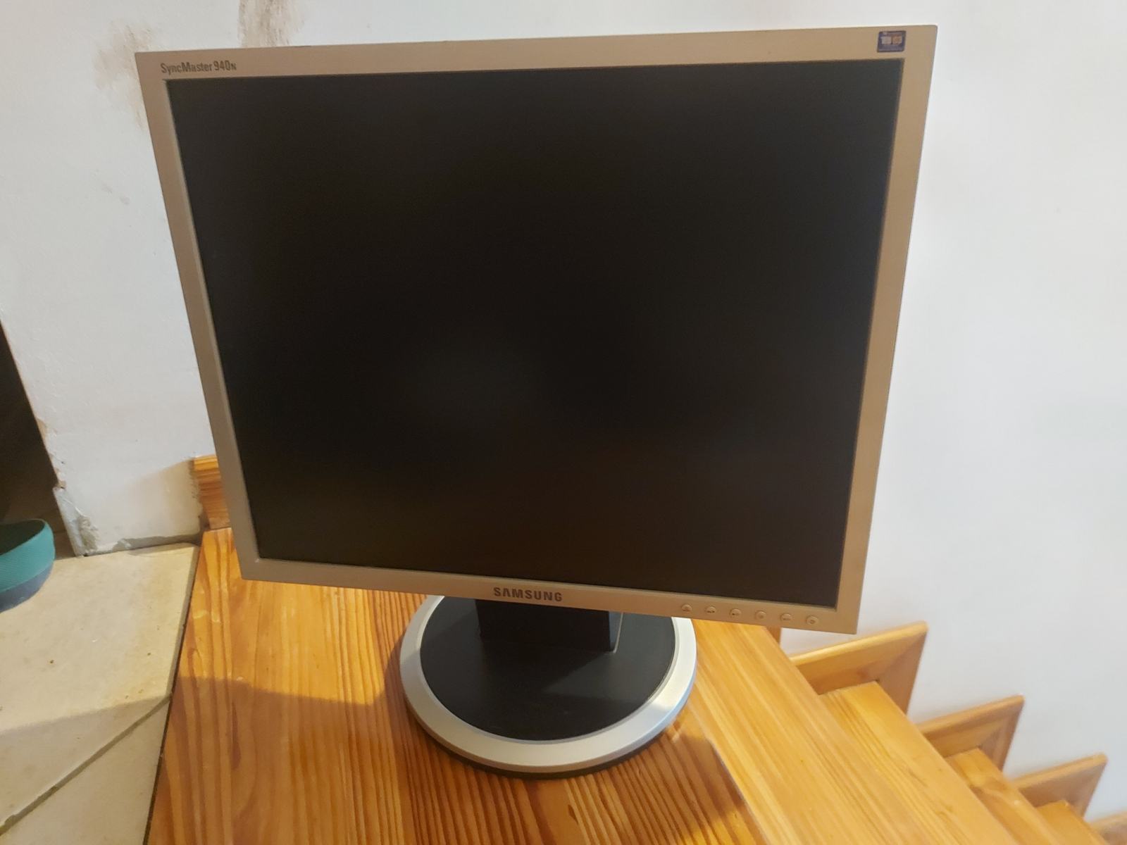 19 monitor Samsung SyncMaster 940N , 19 colski MONITOR