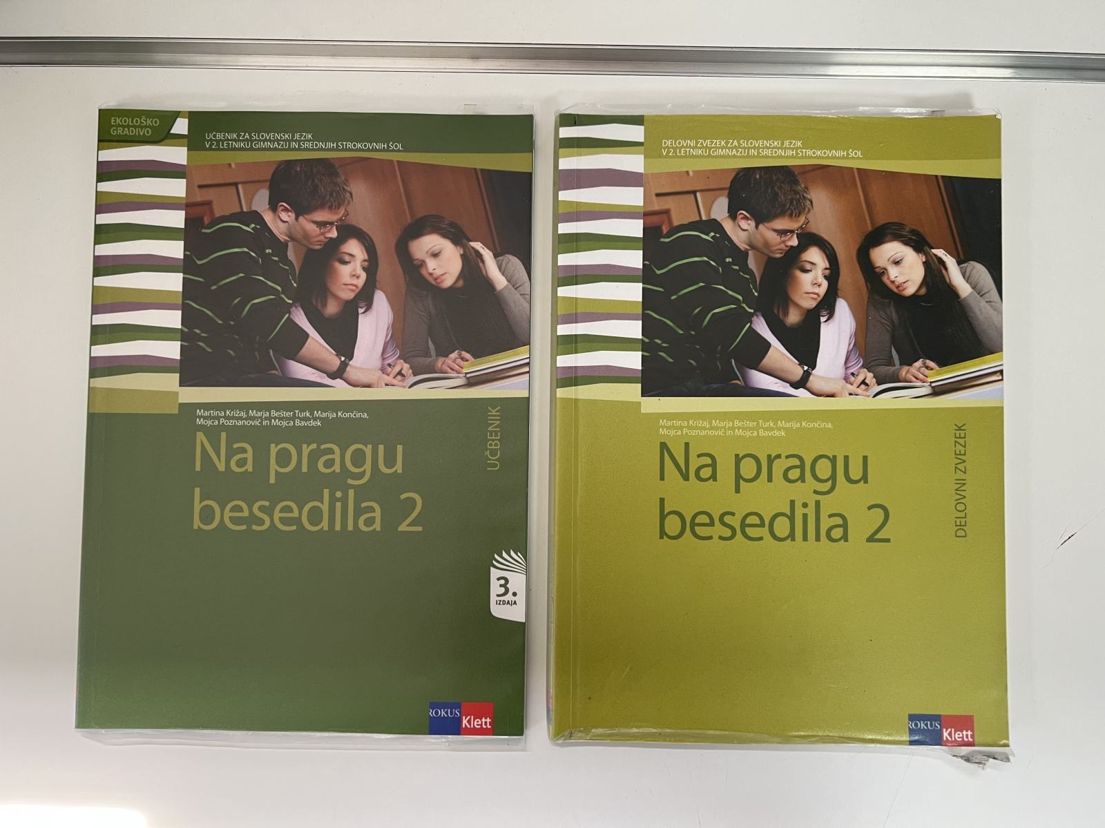 NA PRAGU BESEDILA 2 - učbenik in delovni zvezek