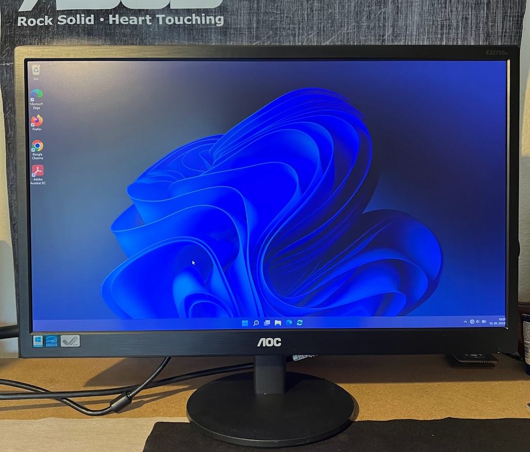 monitor 21.5 AOC E2270S