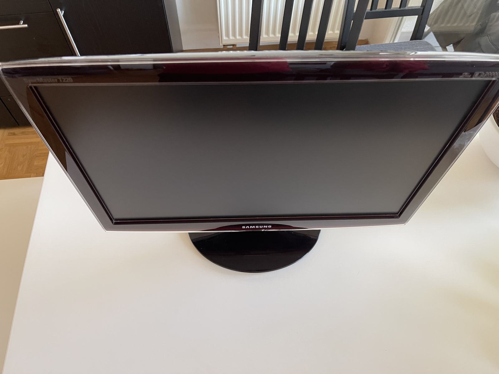 22 inčni LCD monitor samsung t220