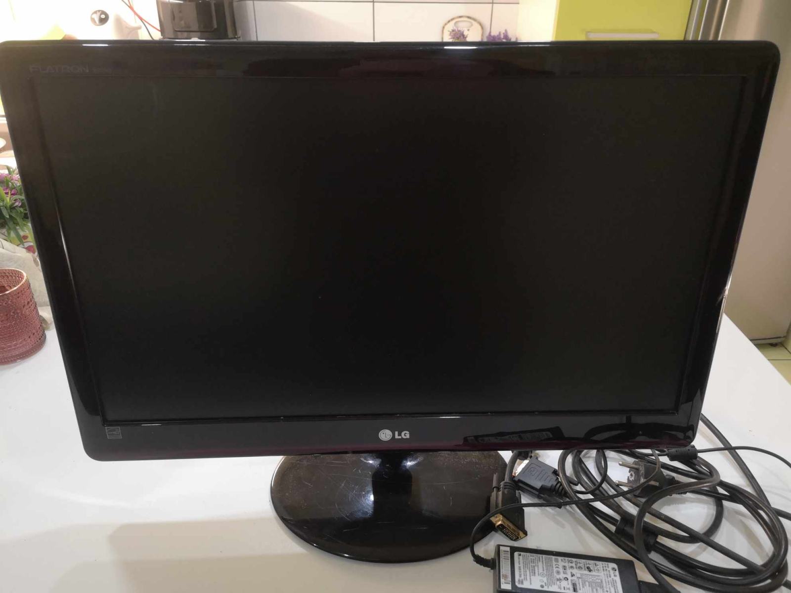 LG LED LCD Monitor Zaslon LG FLATRON E2350V - PN