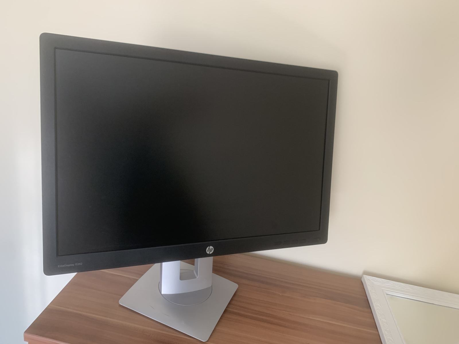 HP IPS LED monitor Elite E242 24