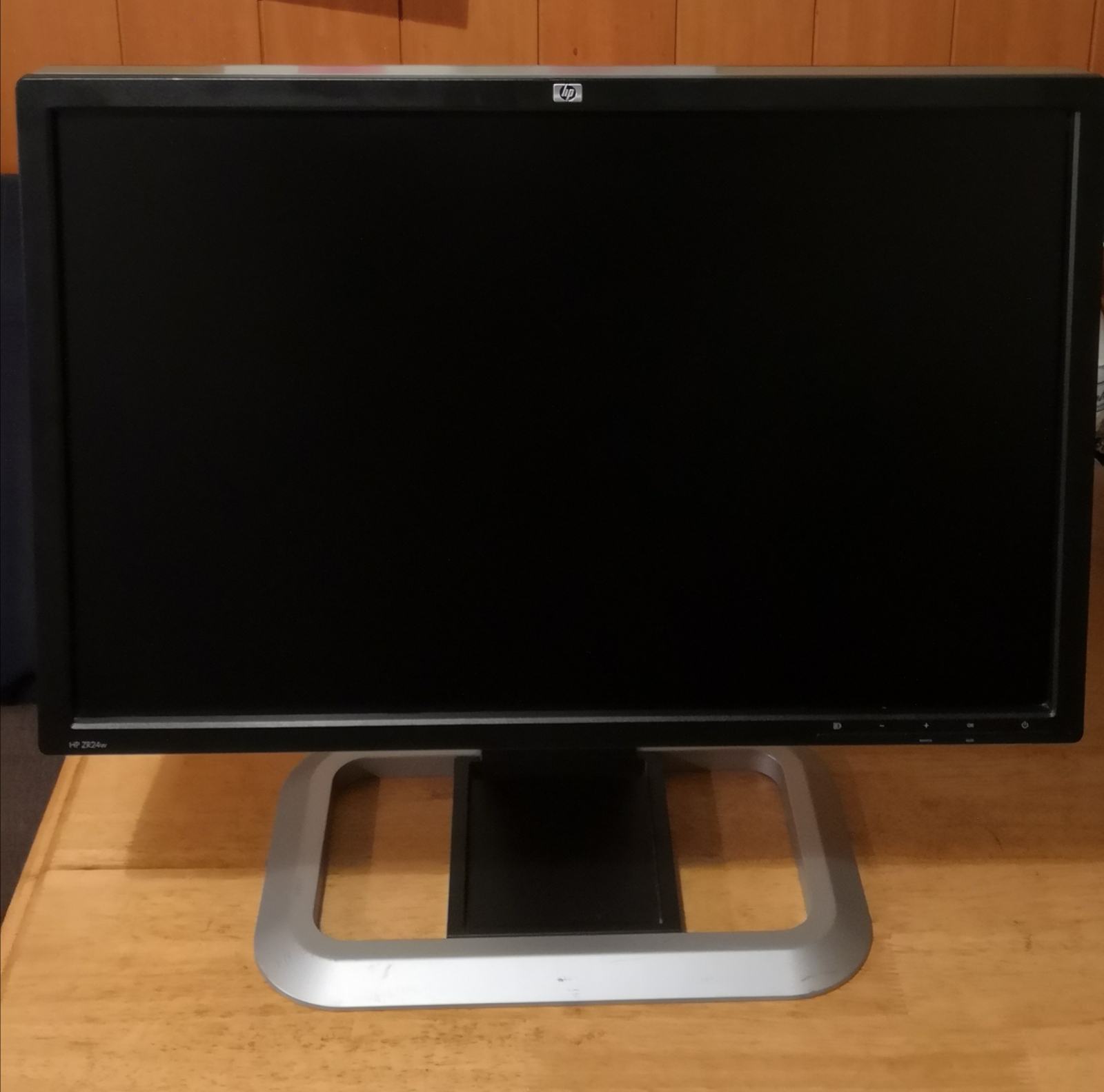 HP ZR24W MONITOR IPS 24 INČ ODLIČEN LJUBLJANA MOSTE