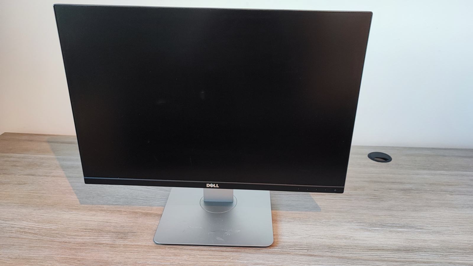 Monitor DELL U2415