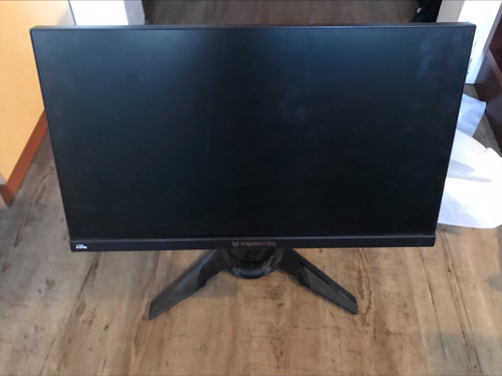 Ugodno prodam Acer 24,5 TN LED Gaming monitor Predator XB2 full HD